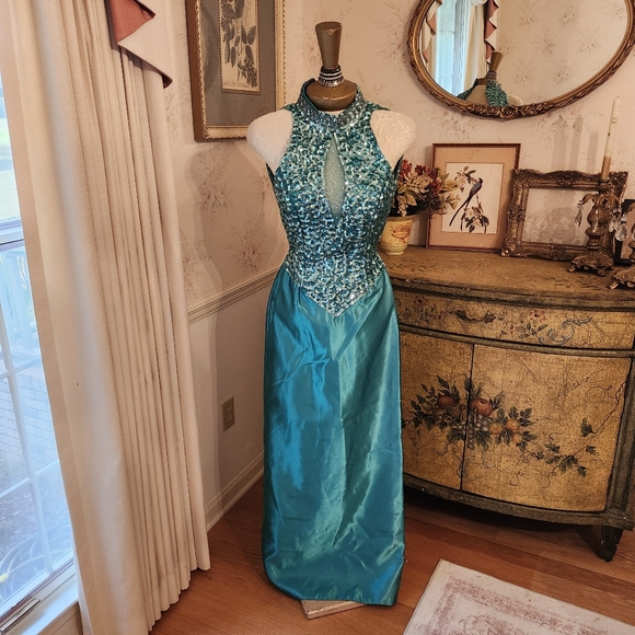 Mike Benet | Dresses | Vintage Mike Benet Old Hollywood Emerald Sequin ...